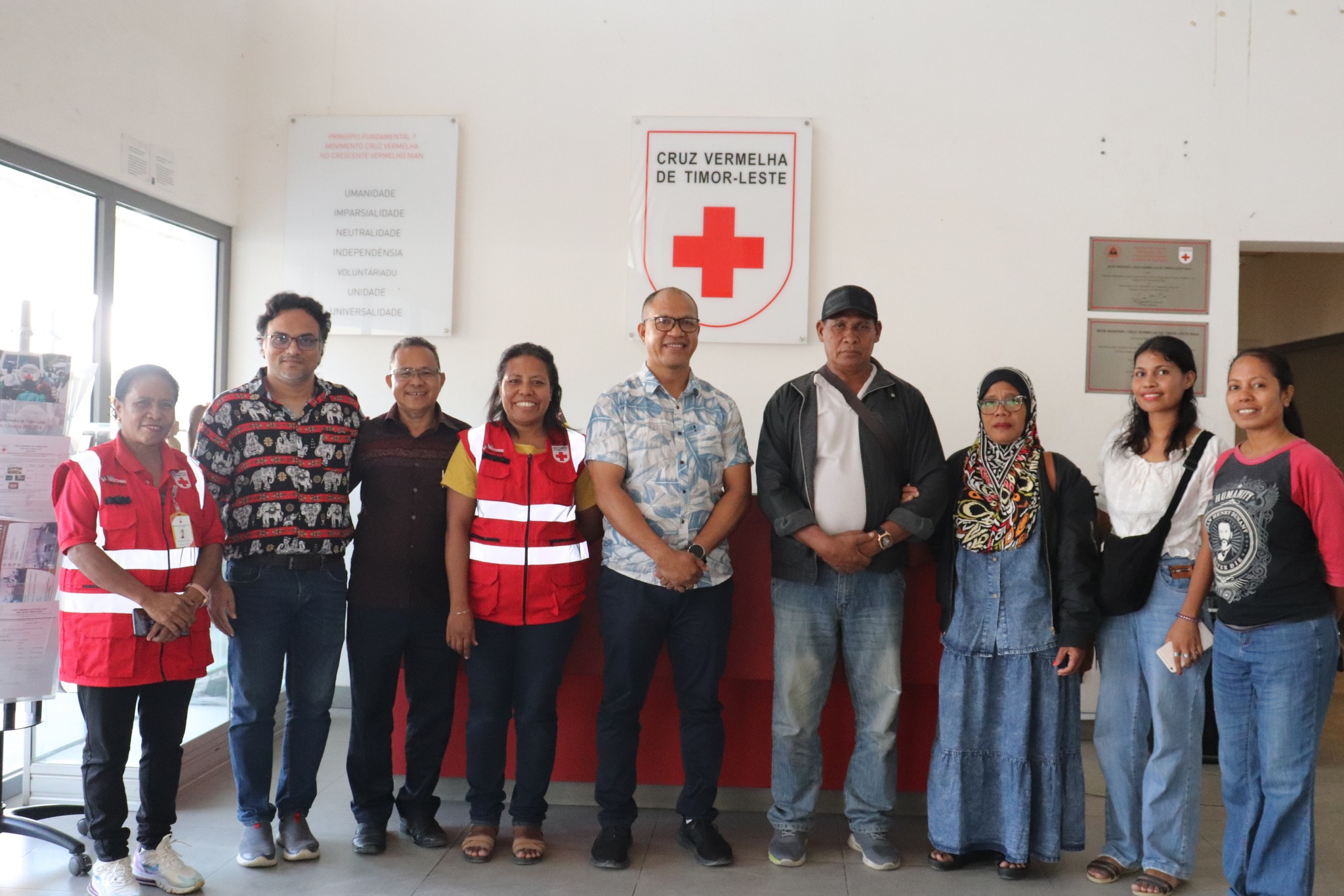 After 31 Years Apart, Timorese Family Reunited Through CVTL and ICRC ...